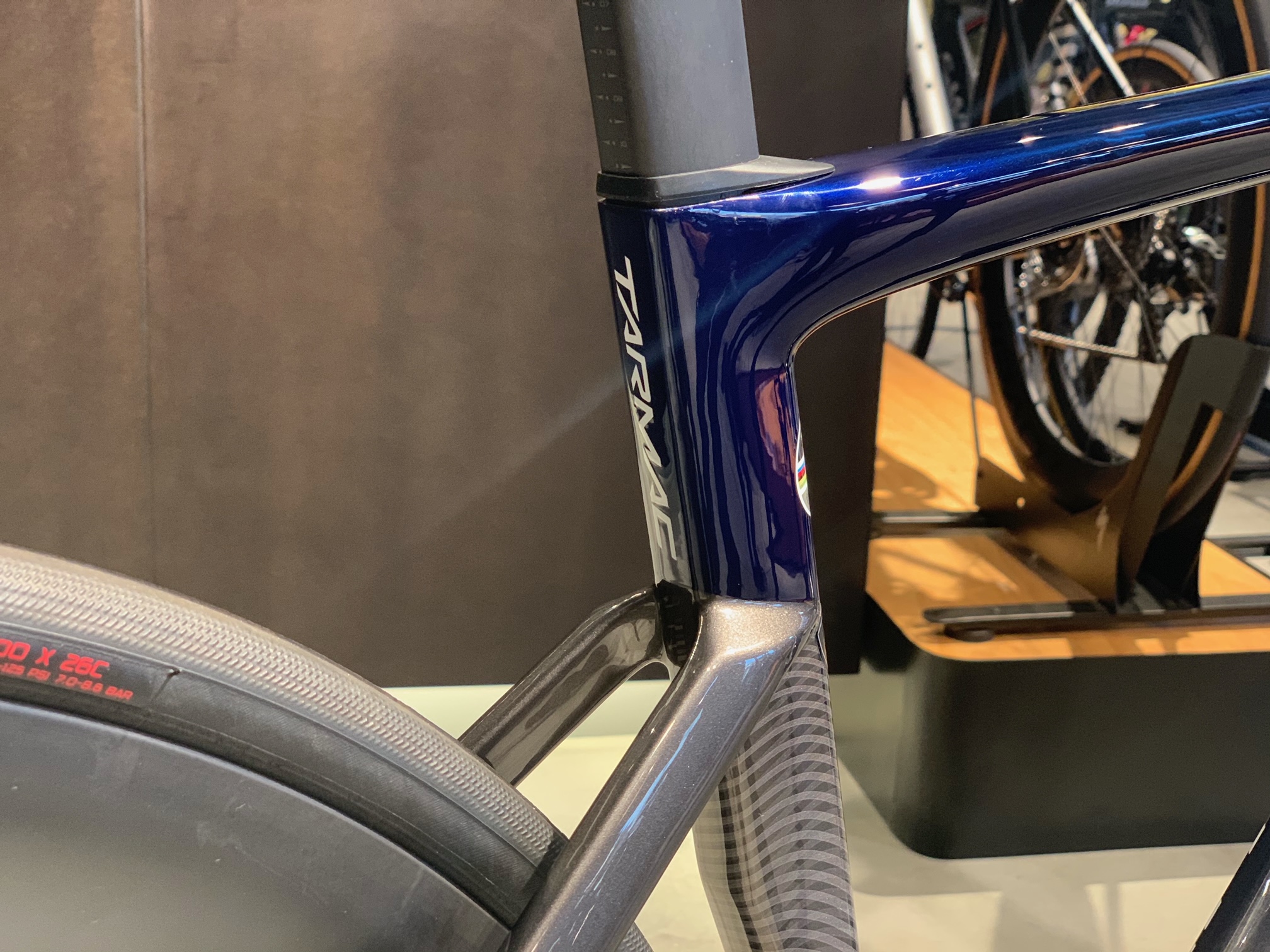 TARMAC PRO vs VENGE PRO | BRENDA仙台泉店スタッフブログ